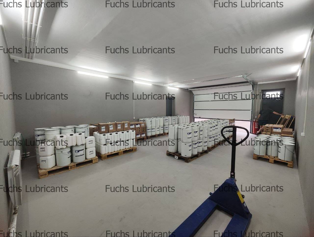 CASSIDA Grease RLS Series купить смазку для оборудования пищевой ...